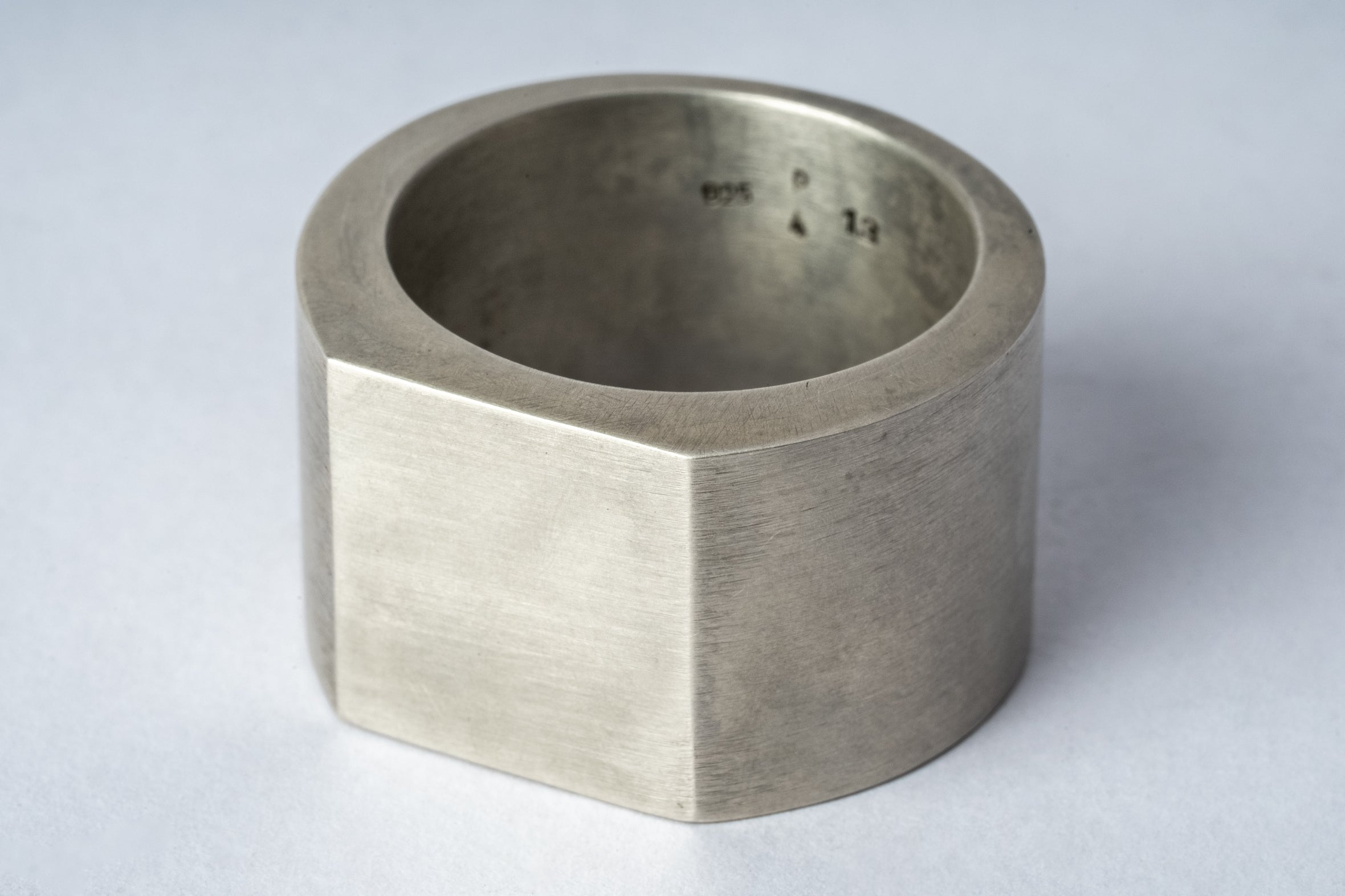 Parts of Four - Crescent Plane Ring (17mm, DA) – LABSTORE WORLD